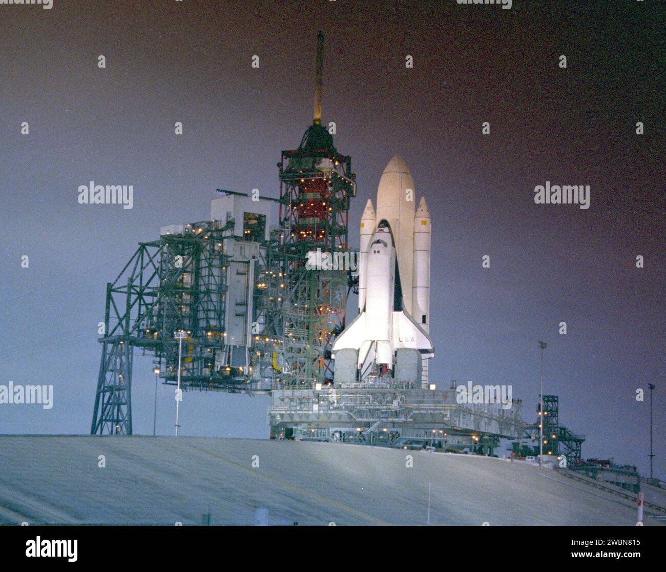 KENNEDY SPACE CENTER, FLA. - The first Space Shuttle vehicle destined to fly in space arrives at ...