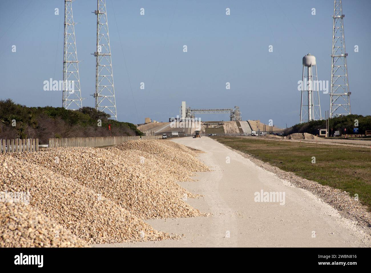 CAPE CANAVERAL, Fla. – Workers from Canaveral Construction in Mims, Fla ...