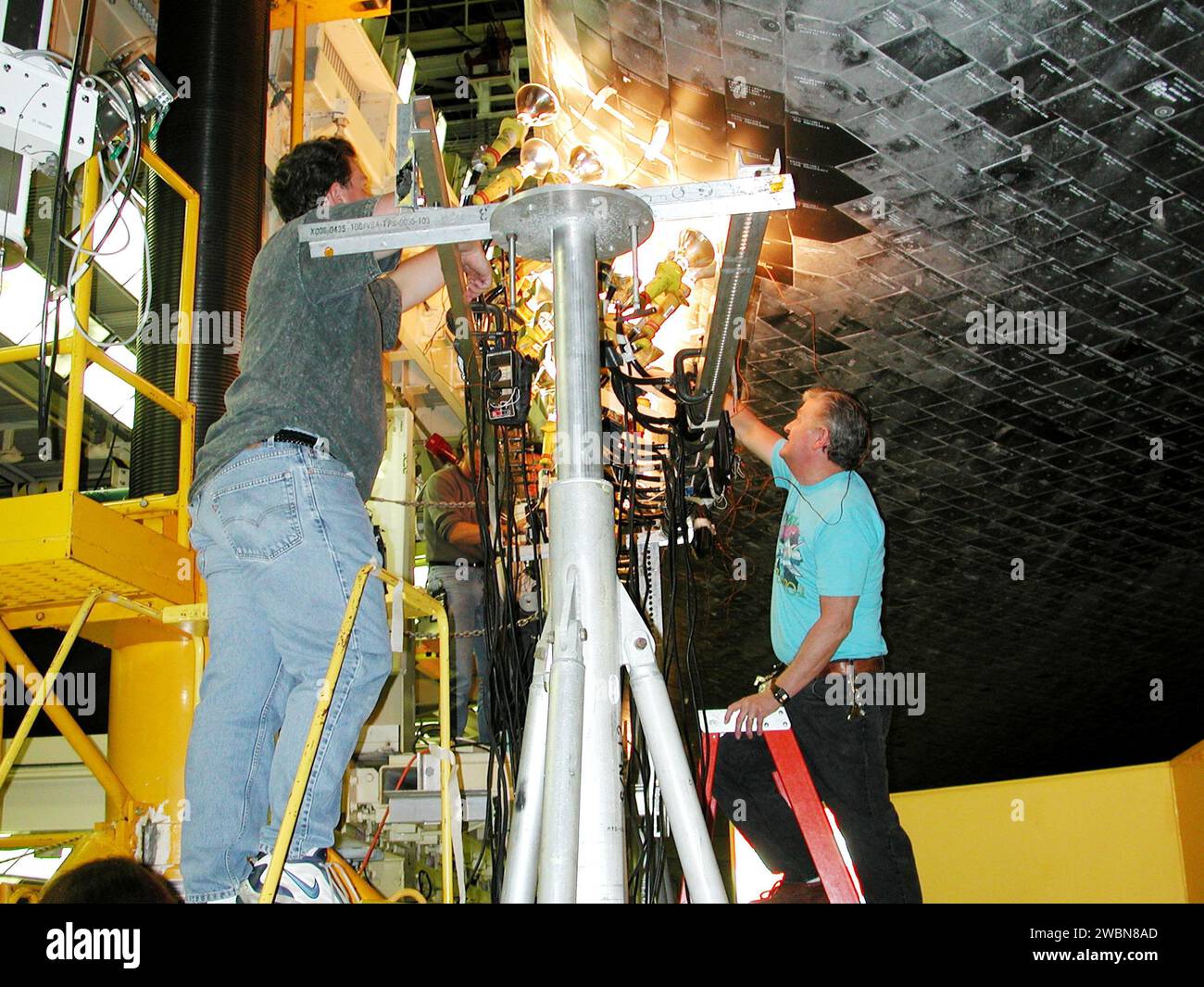 Thermal protection system tiles hi-res stock photography and images - Alamy