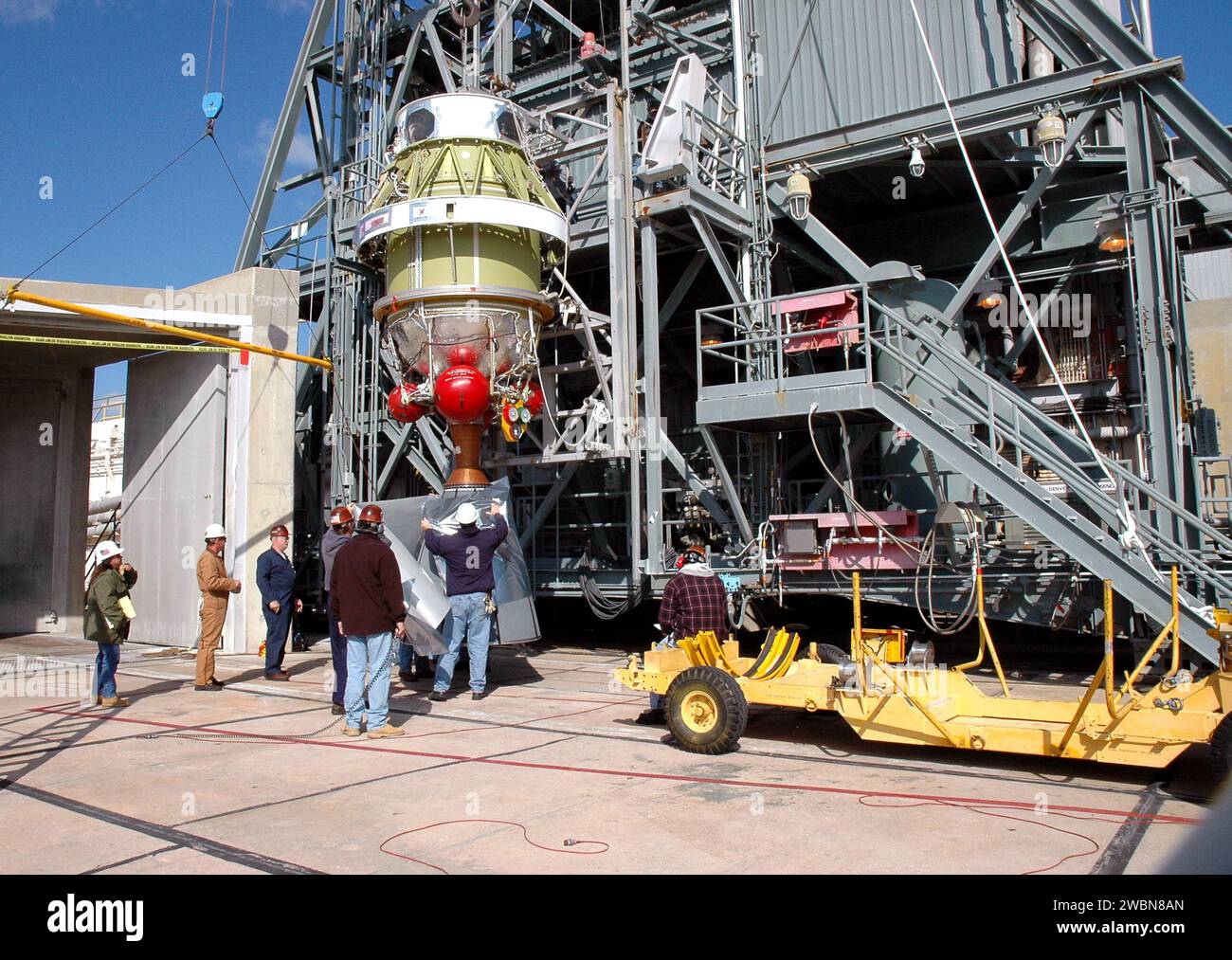 Removal of a space rocket hi-res stock photography and images - Alamy