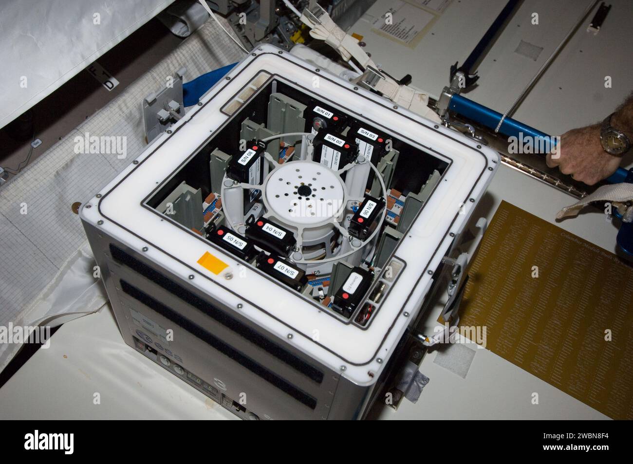 iss030e033236 (12/24/2012) --- Top-open view of European Space Agency ...