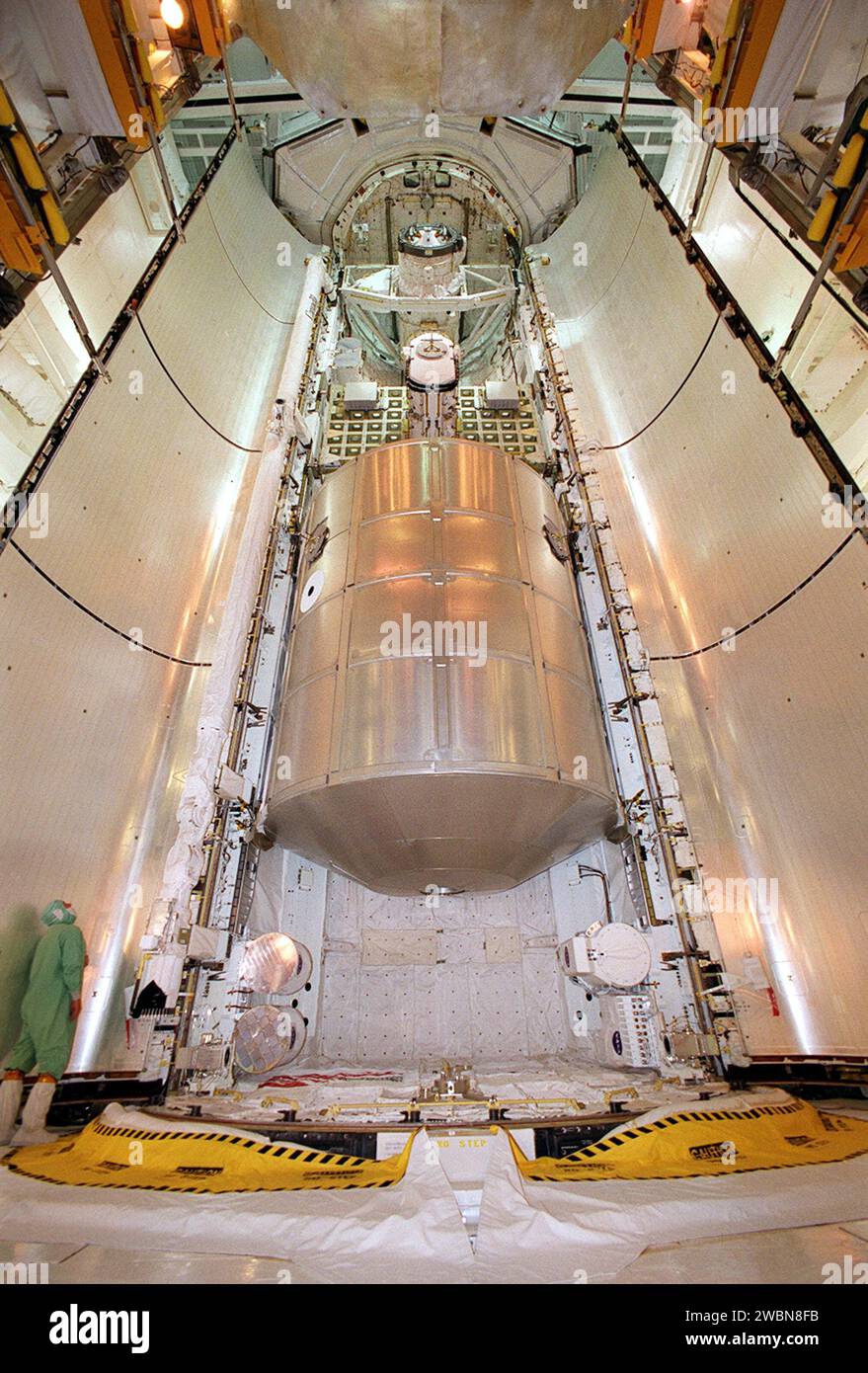 KENNEDY SPACE CENTER, Fla. -- On Launch Pad 39A, Discovery’s payload ...