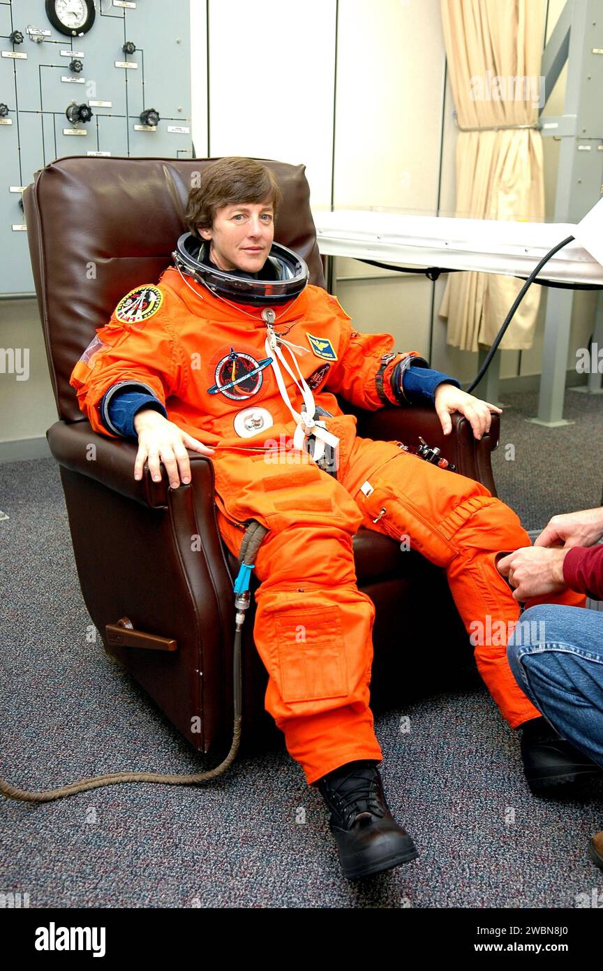 KENNEDY SPACE CENTER, FLA. -STS-114 Mission Specialist Wendy Lawrence ...
