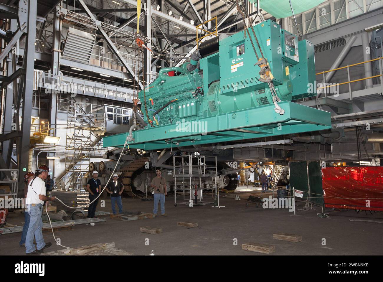 CAPE CANAVERAL, Fla. – Inside the Vehicle Assembly Building at NASA’s ...
