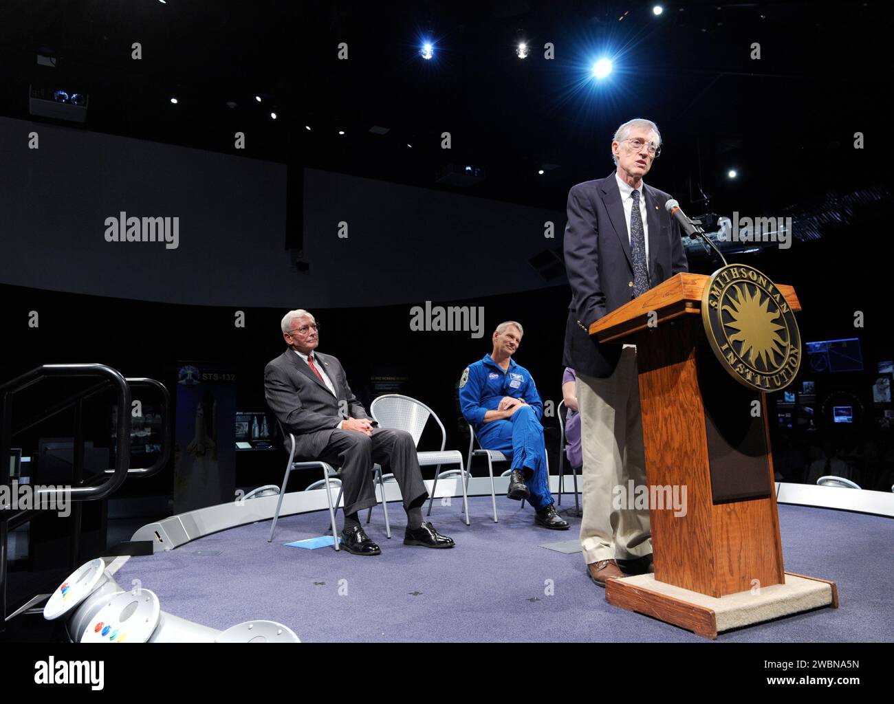 John mather smoot hi-res stock photography and images - Alamy