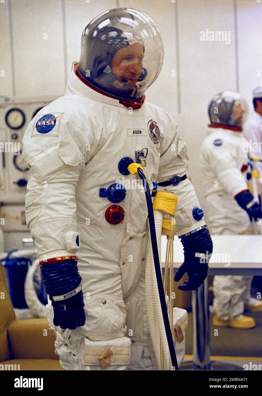 KENNEDY SPACE CENTER, FLA. - Apollo 15 Command Module Pilot Alfred M ...