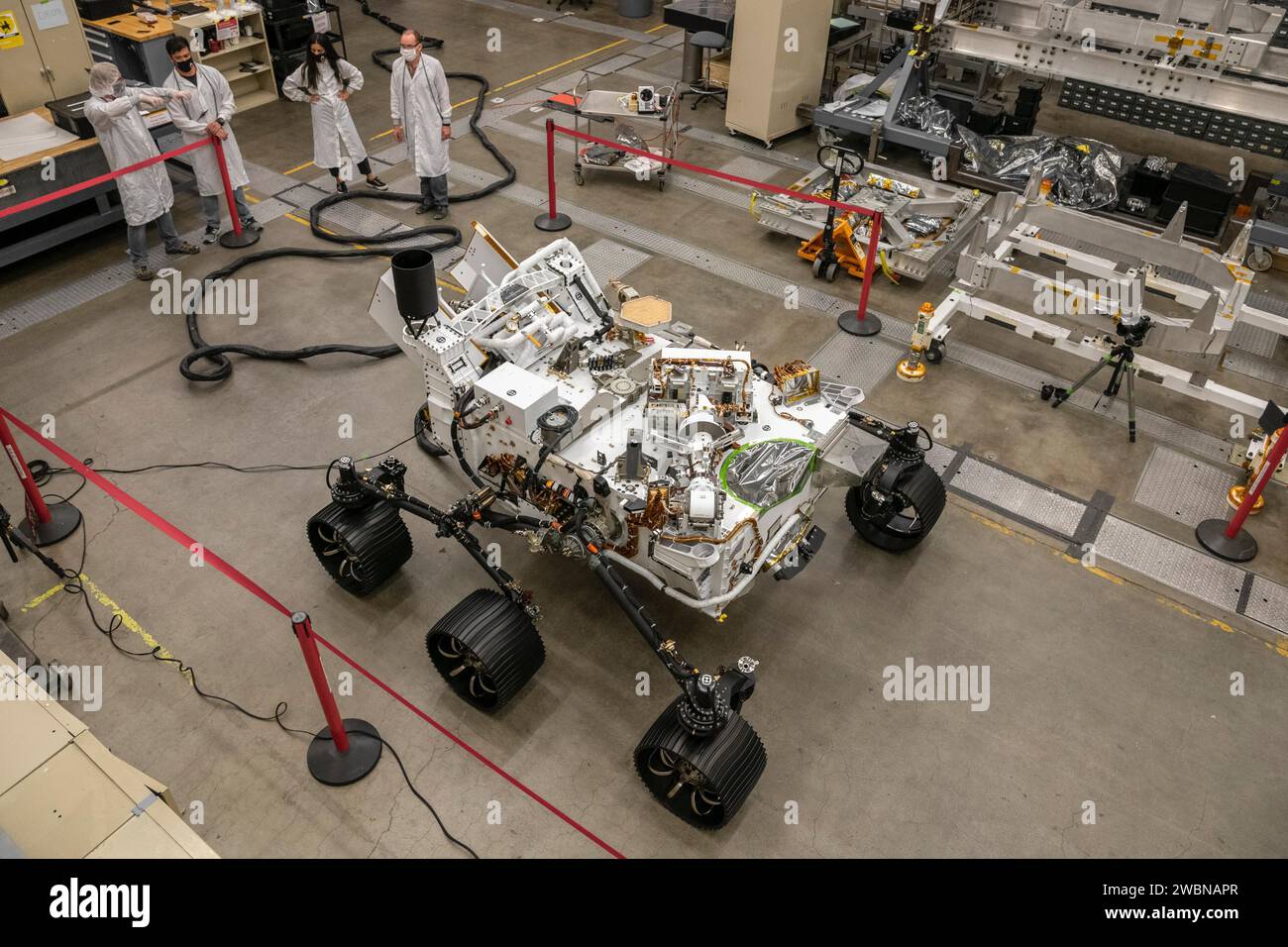 Engineers test drive the Earth-bound twin of NASA's Perseverance Mars ...