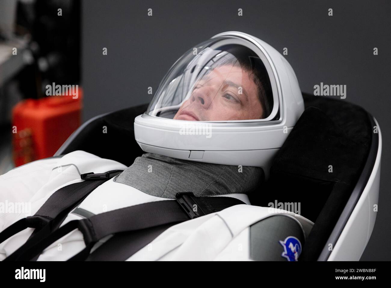 On Thursday, March 19 and Friday, March 20, SpaceX teams in Firing Room ...