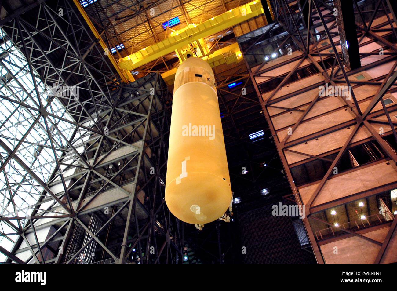 KENNEDY SPACE CENTER, FLA. - Suspended high inside the Vehicle Assembly ...