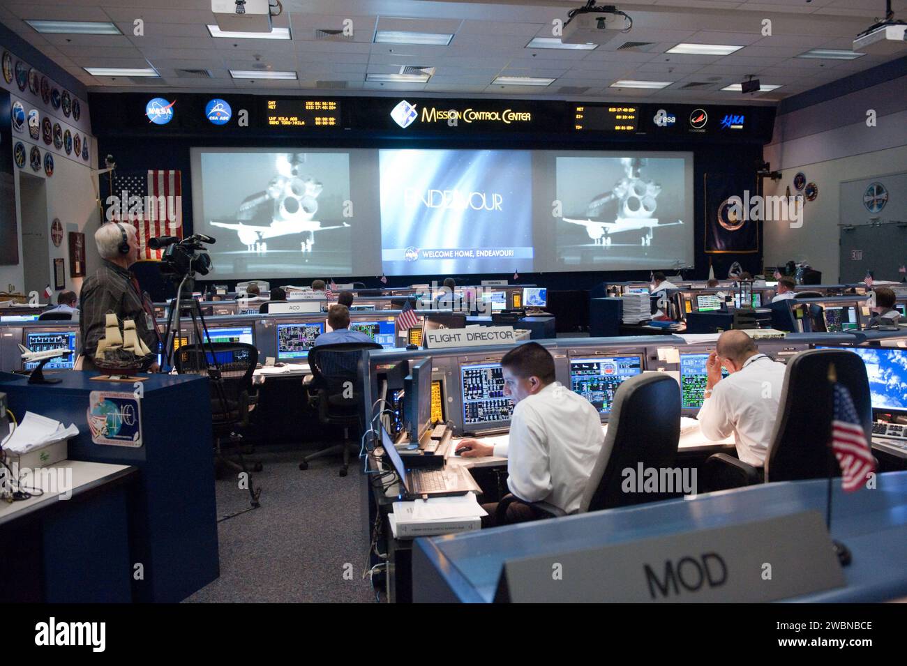 PHOTO DATE: 06-01-11 LOCATION: Bldg. 30 south - WFCR AND WEATHER OFFICE ...