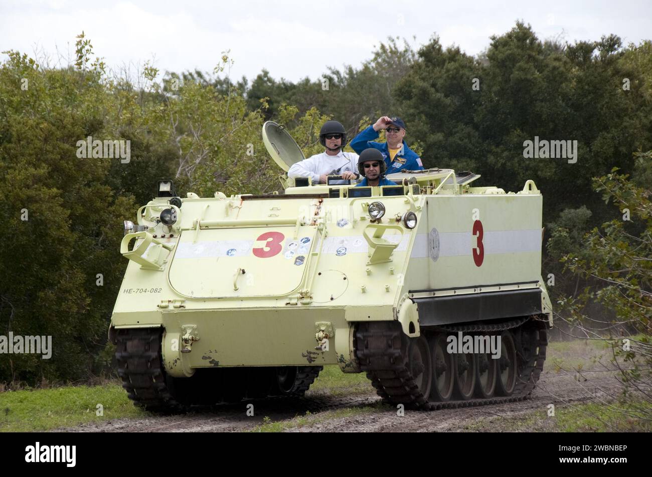 CAPE CANAVERAL, Fla. - At NASA's Kennedy Space Center in Florida, STS ...