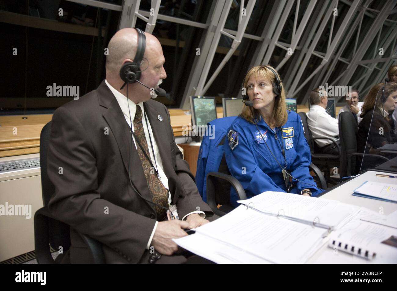 CAPE CANAVERAL, Fla. - NASA Commentator Mike Curie and Astronaut ...