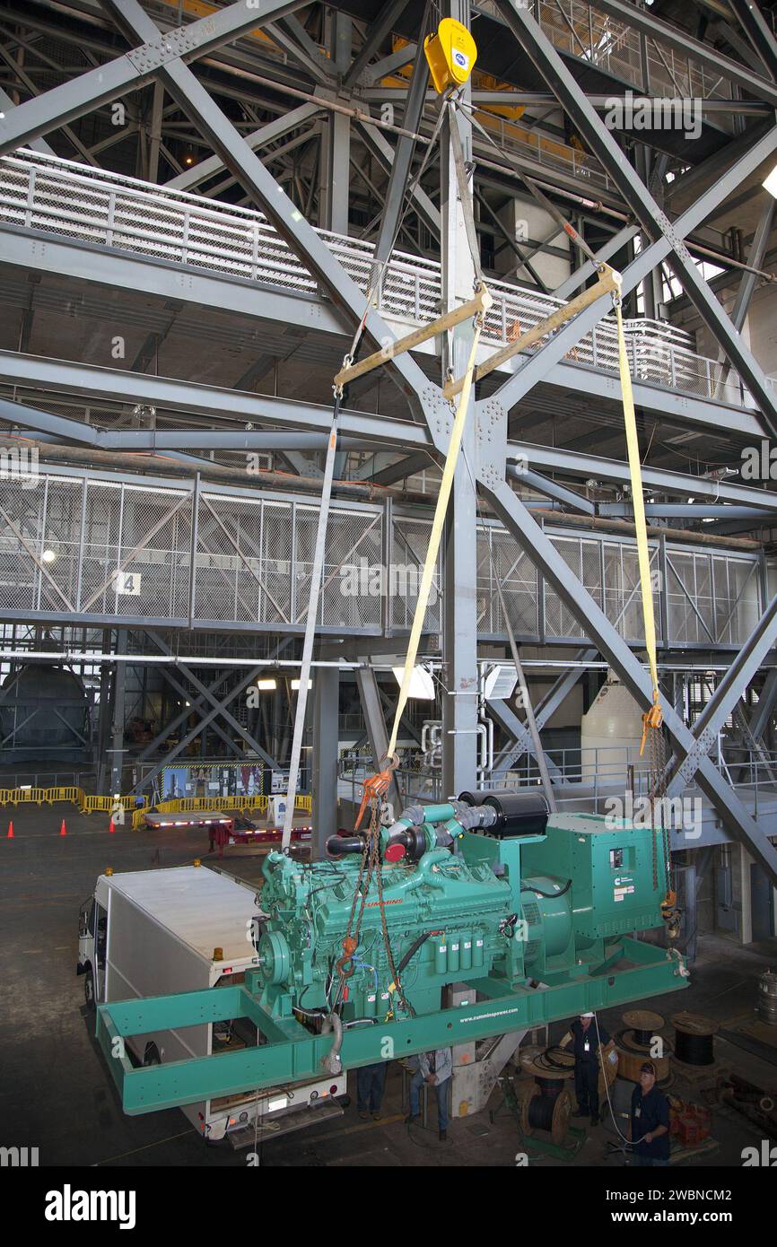 CAPE CANAVERAL, Fla. – Inside the Vehicle Assembly Building at NASA’s ...