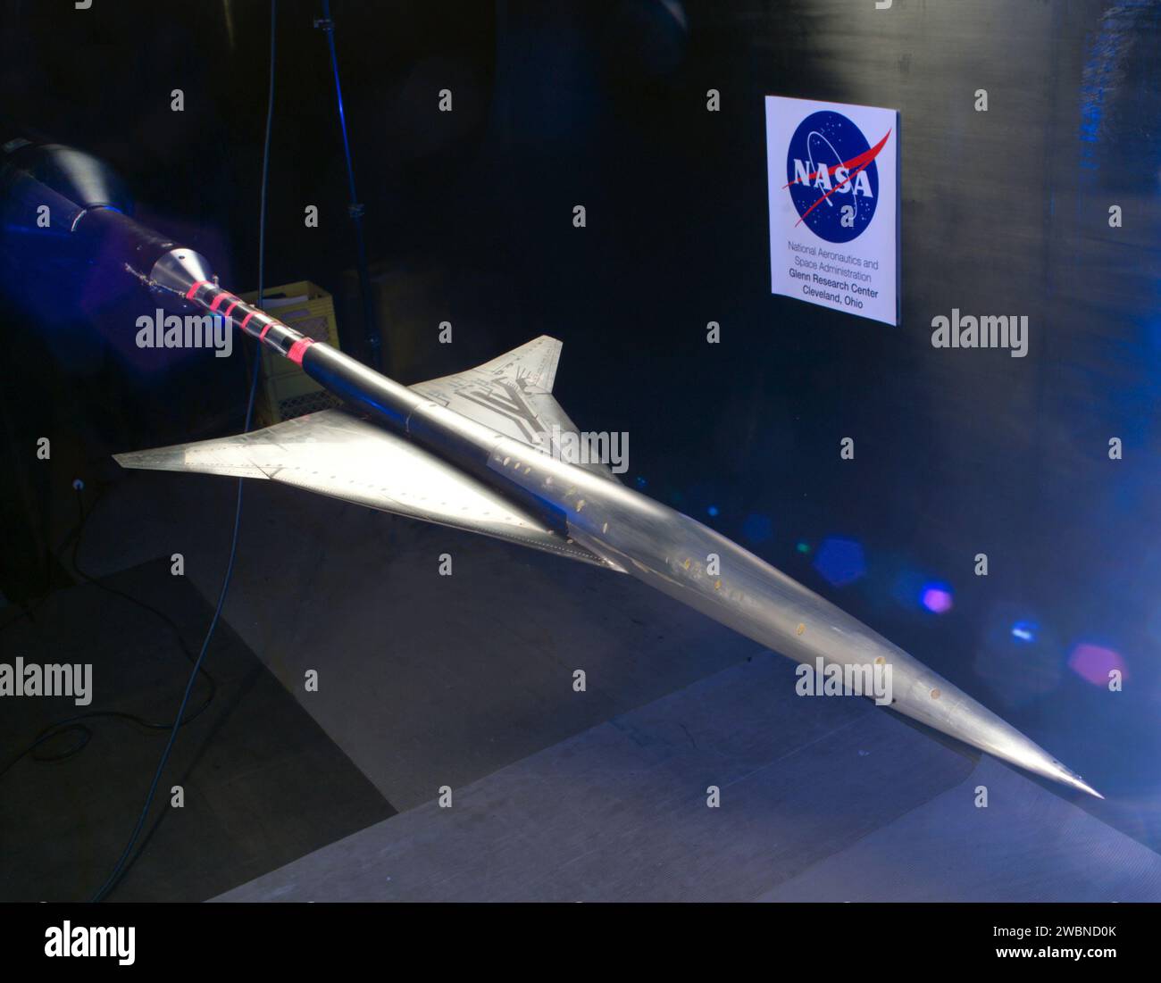 NASA GLENN/NASA LANGLEY LOADS COMPARISON TEST WITH 6 COMPONENT FORCE ...