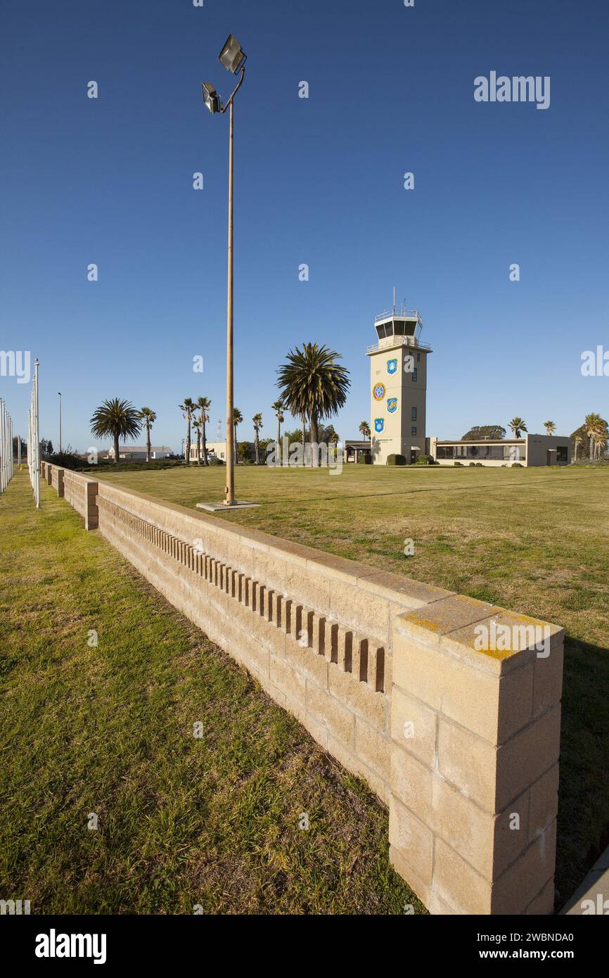 Afb control tower hi-res stock photography and images - Alamy