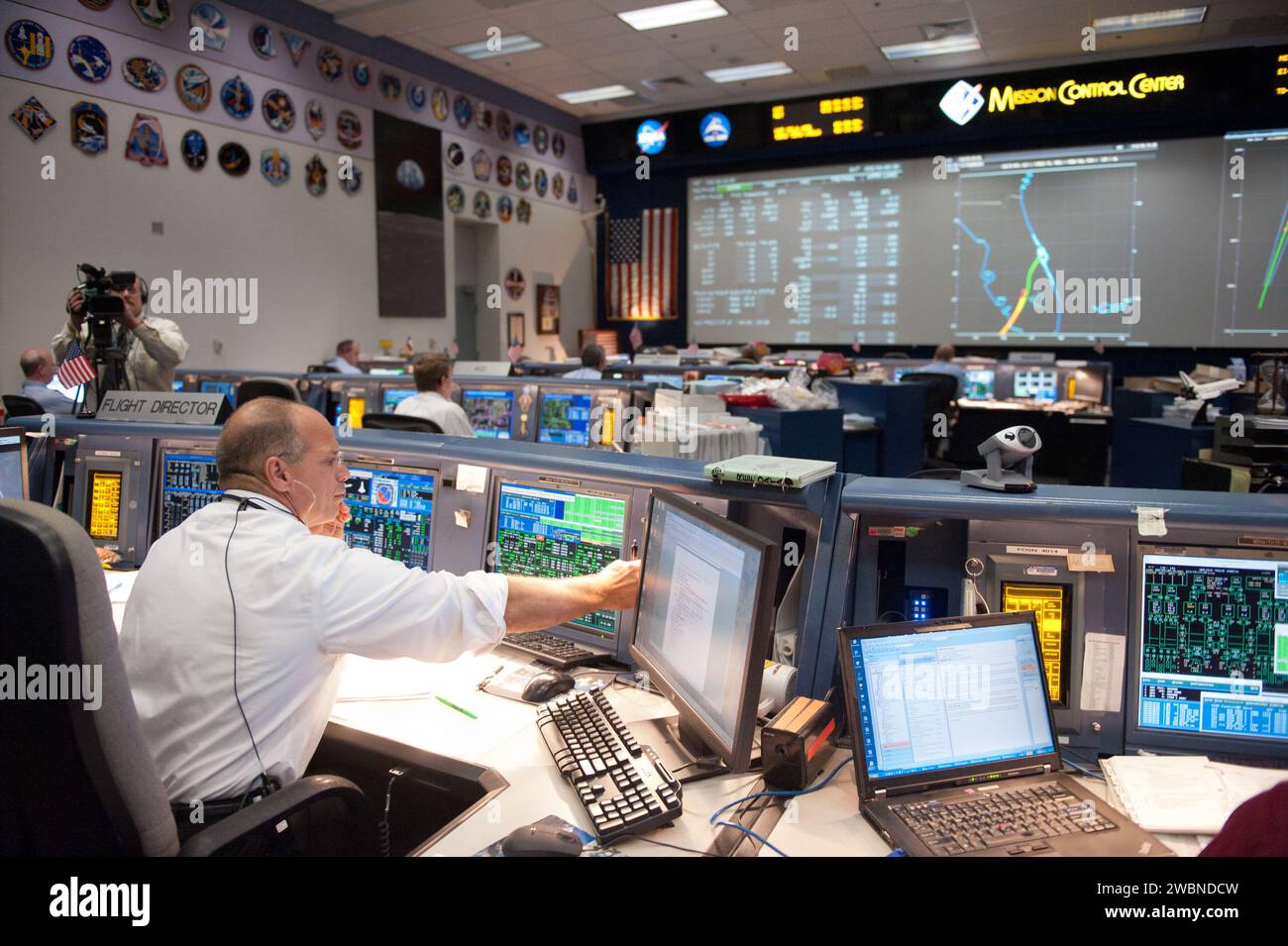The STS-135 entry flight control team monitors space shuttle Atlantis ...