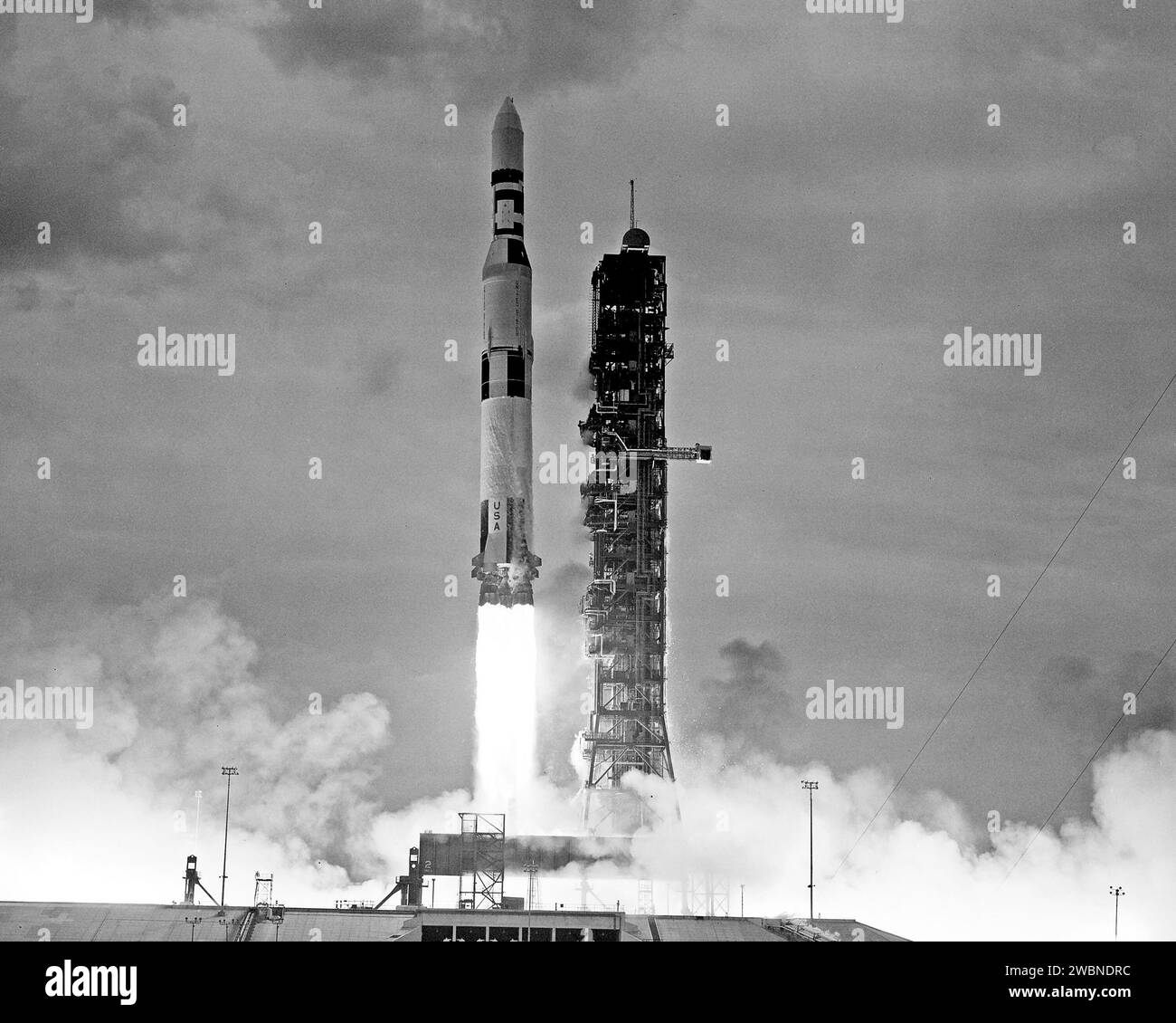 Skylab program Black and White Stock Photos & Images - Alamy