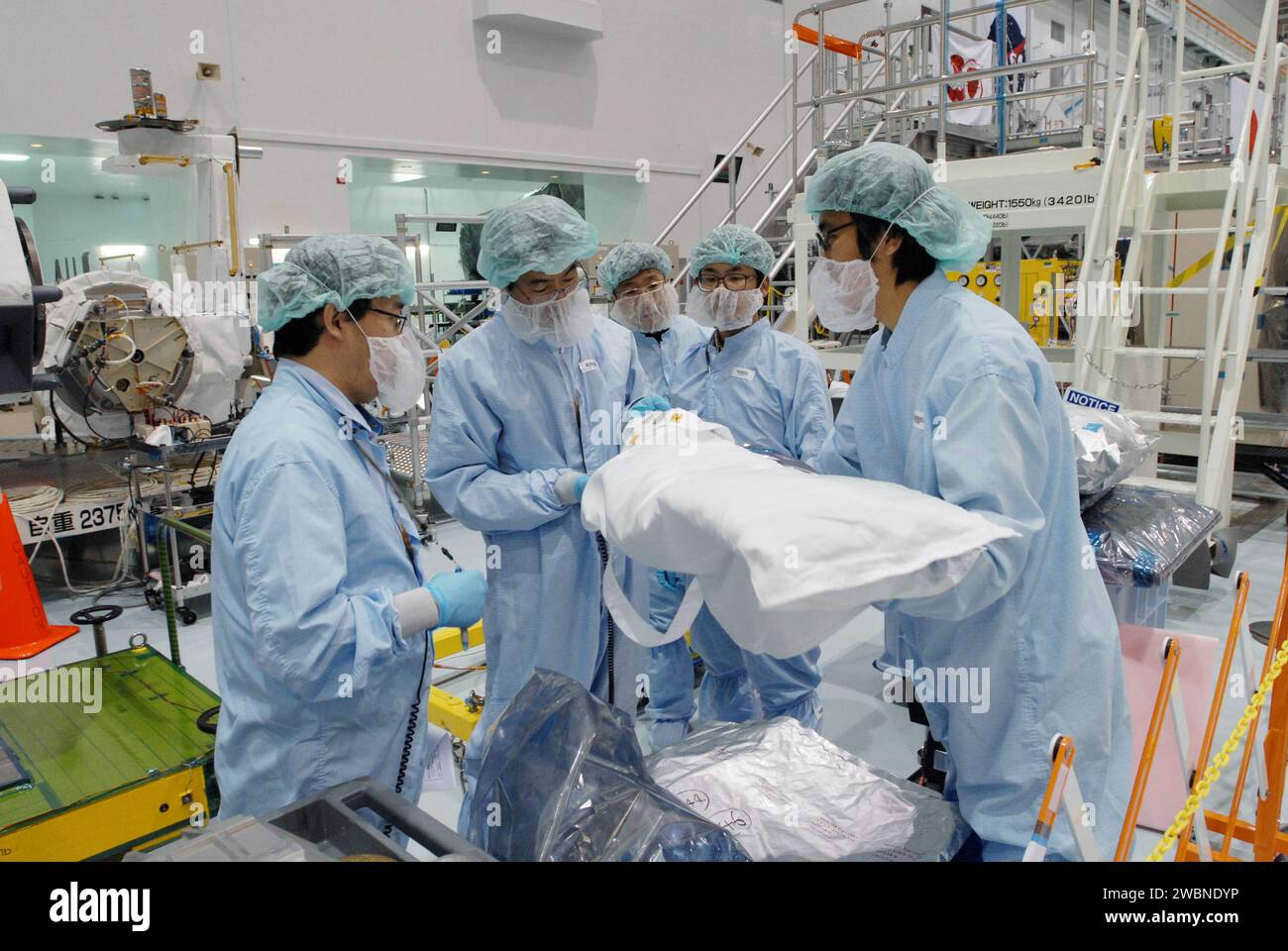 CAPE CANAVERAL, Fla. -- In the Space Station Processing Facility at ...