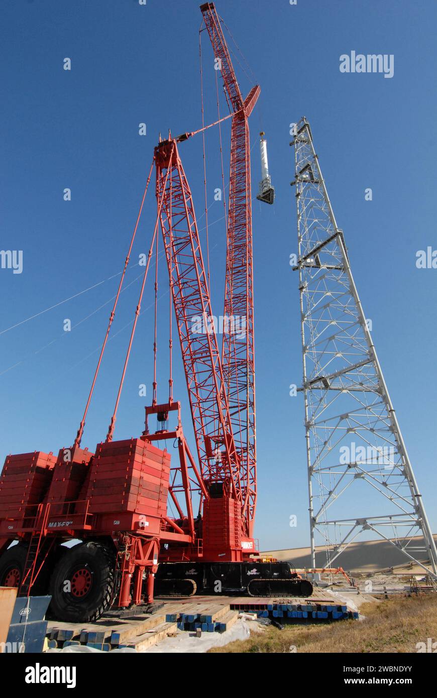 CAPE CANAVERAL, Fla. – On Launch Pad 39B at NASA's Kennedy Space Center ...
