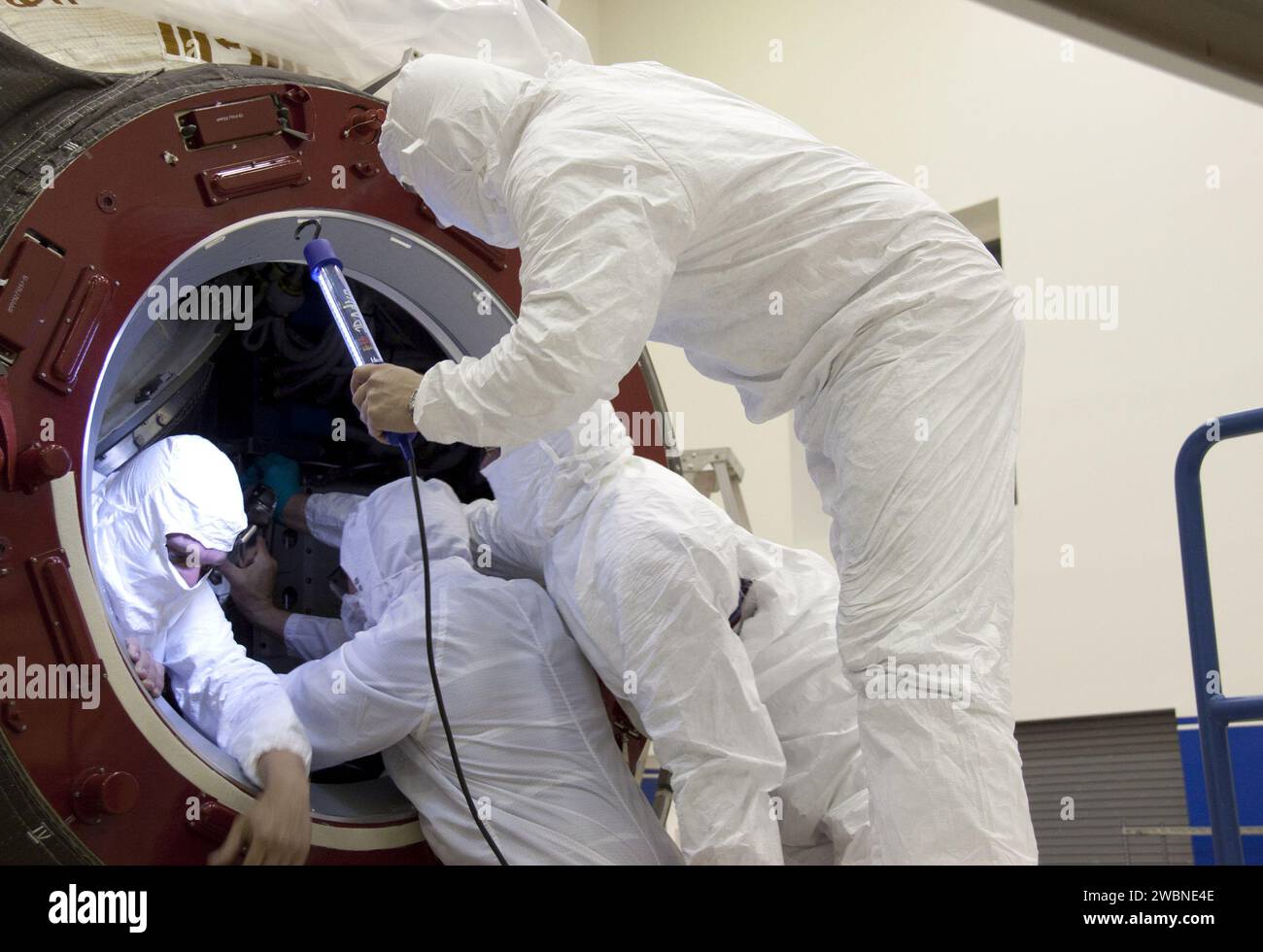 CAPE CANAVERAL, Fla. – In the Astrotech payload processing facility at ...