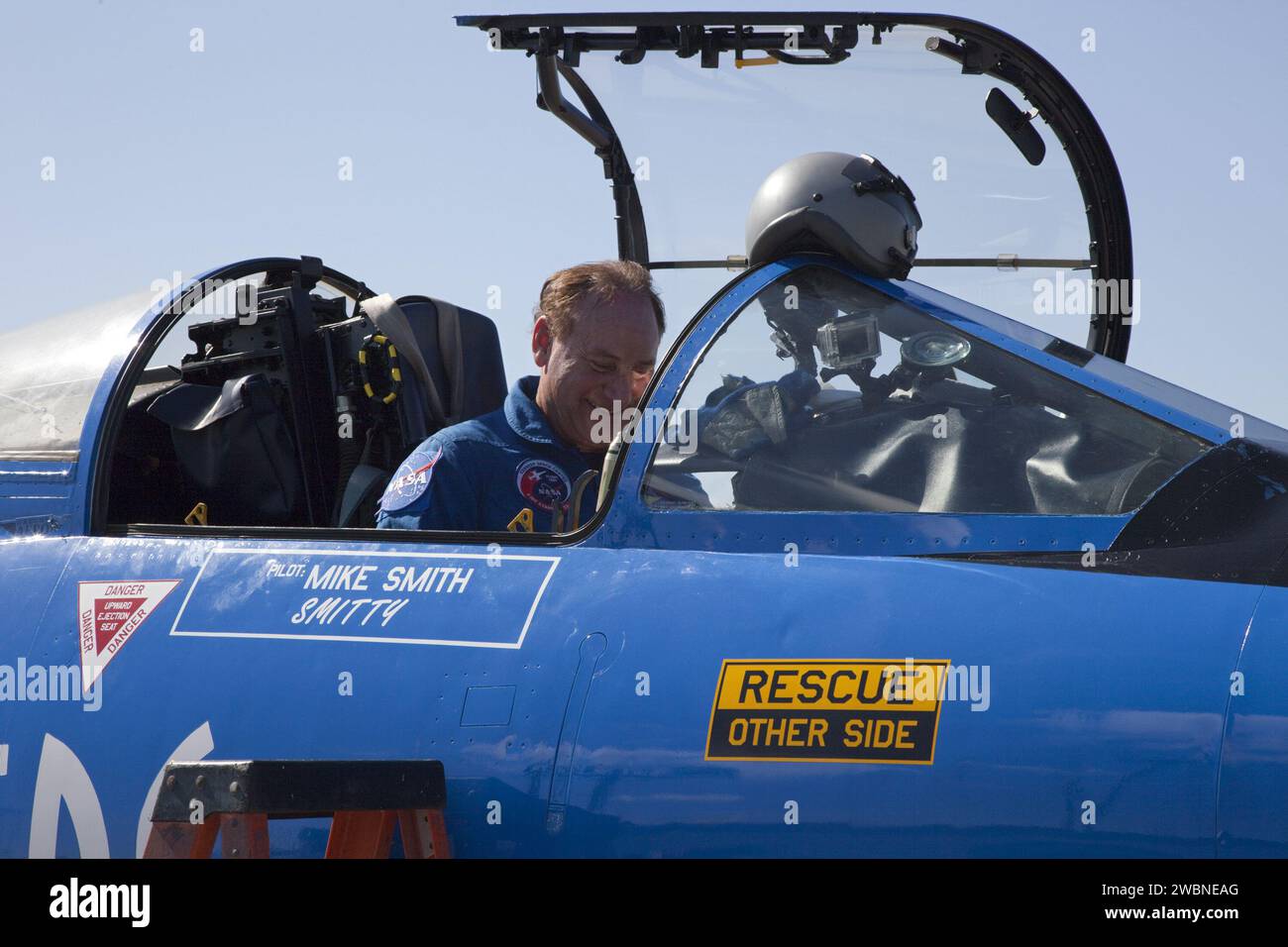 F 104 test pilot hi-res stock photography and images - Alamy