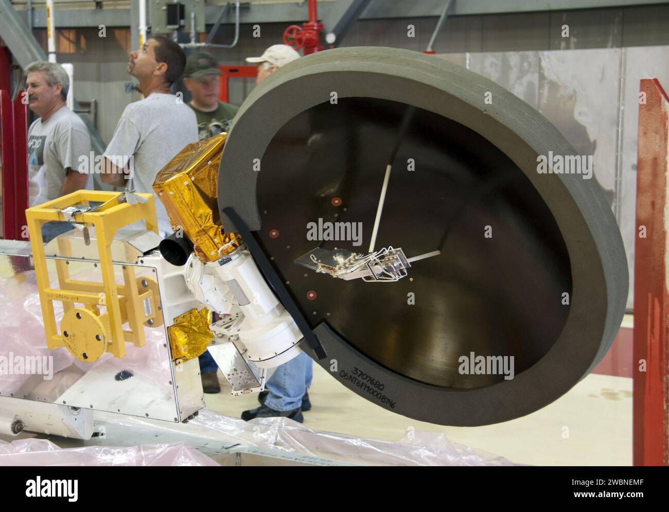 CAPE CANAVERAL, Fla. -- A new Ku-Band communications system antenna is ...