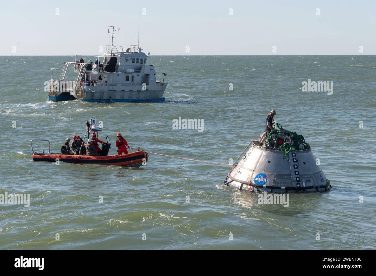 The Orion Crew Module Uprighting System (CMUS) and Neutral Buoyancy ...