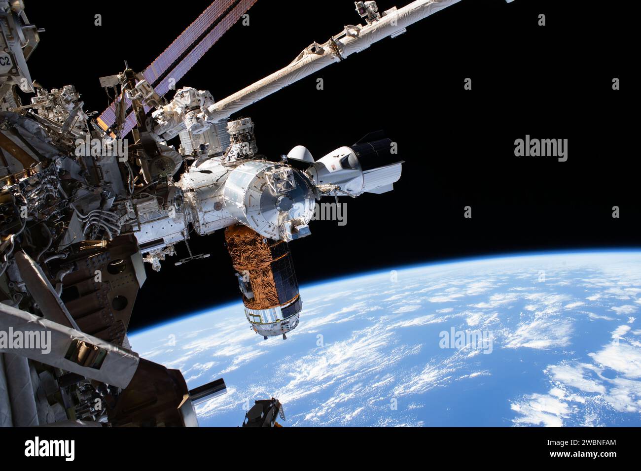 Crew 1 module spacex hi-res stock photography and images - Alamy