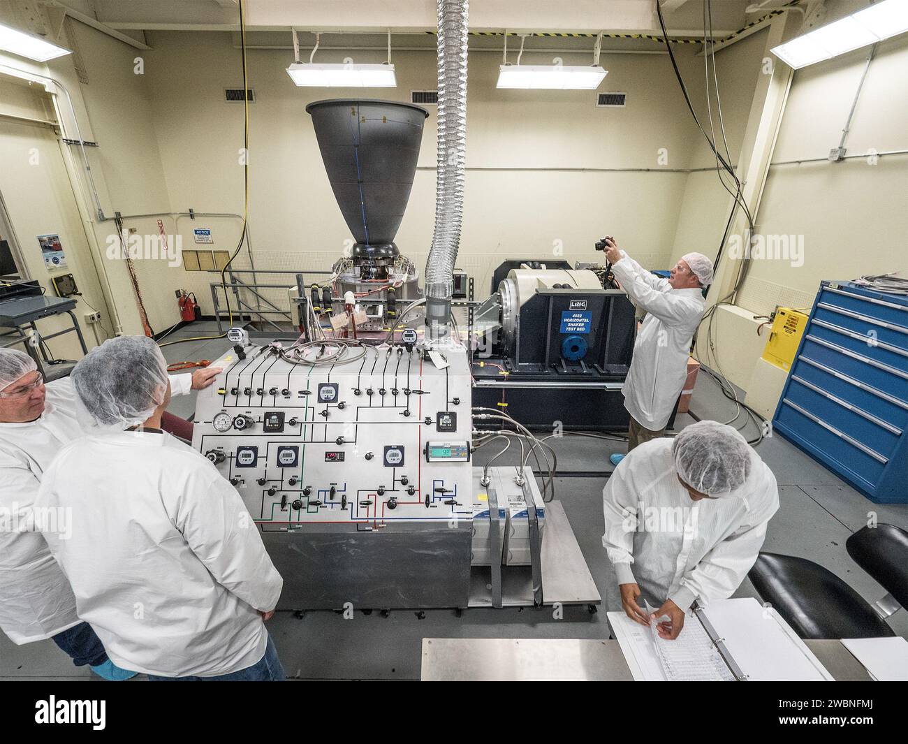 Rocket engine test facility hi-res stock photography and images - Alamy