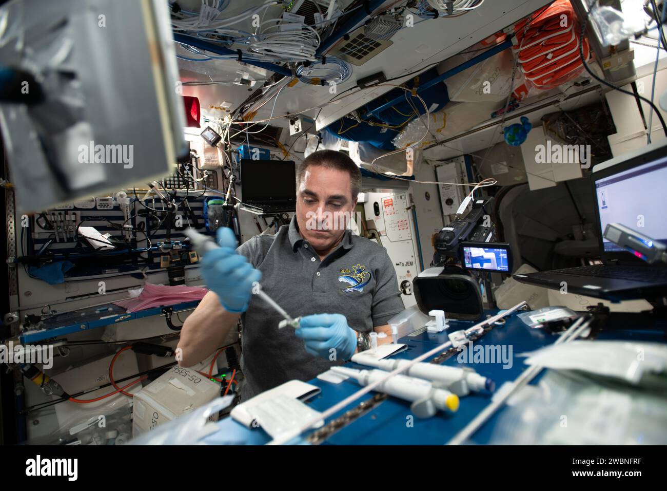 iss063e063777 (July 31, 2020) --- NASA astronaut and Expedition 63 ...