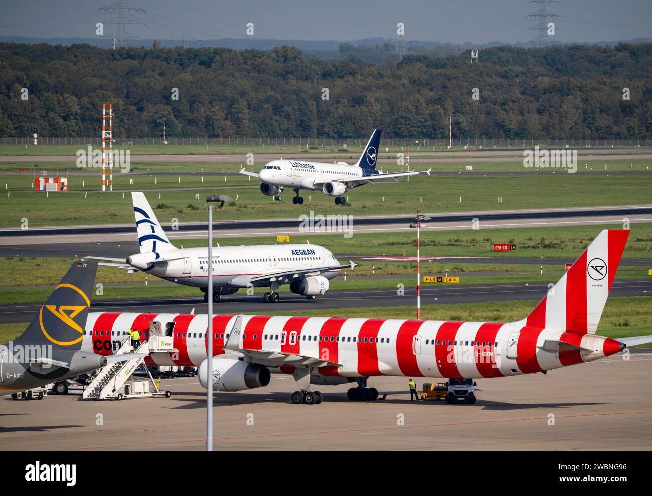 Düsseldorf Airport, Lufthansa Airbus landing, Aegean Airlines Airbus ...