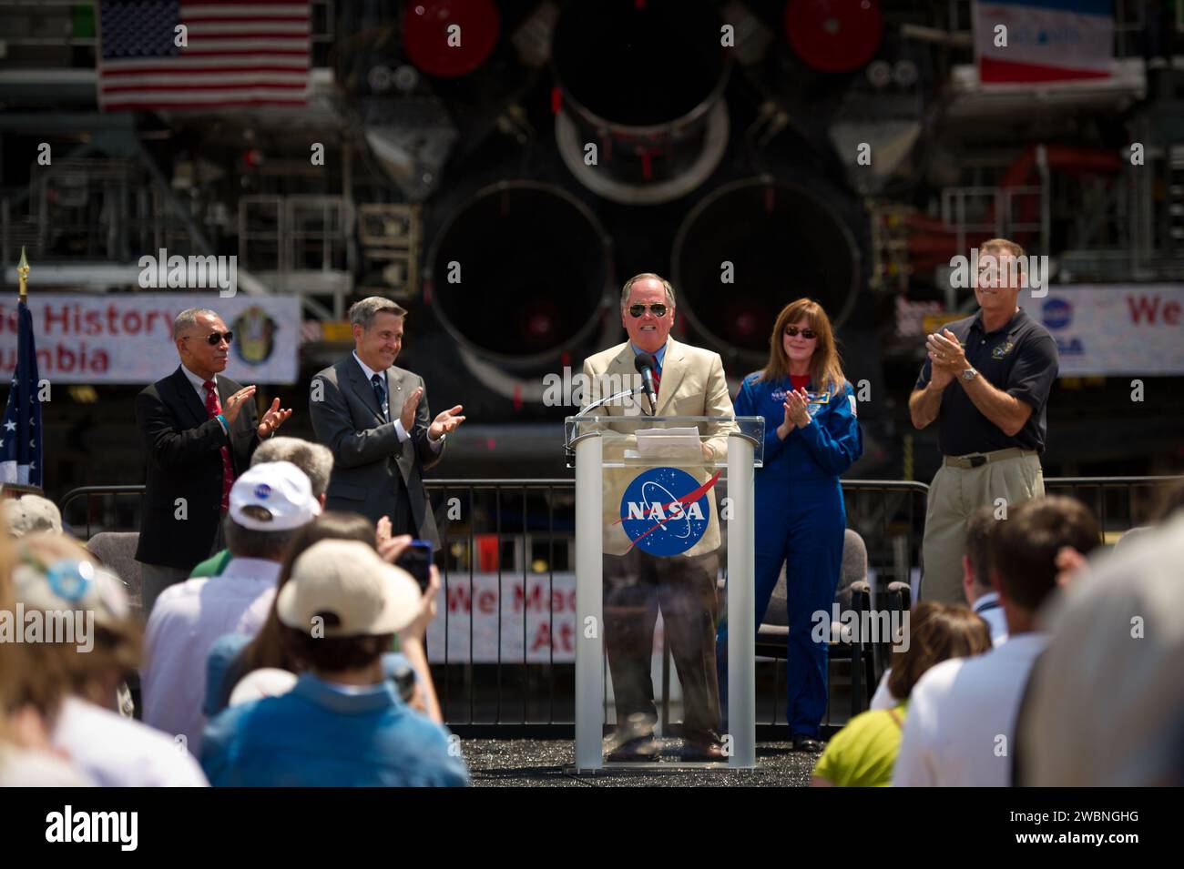 Announced 1 hi-res stock photography and images - Alamy