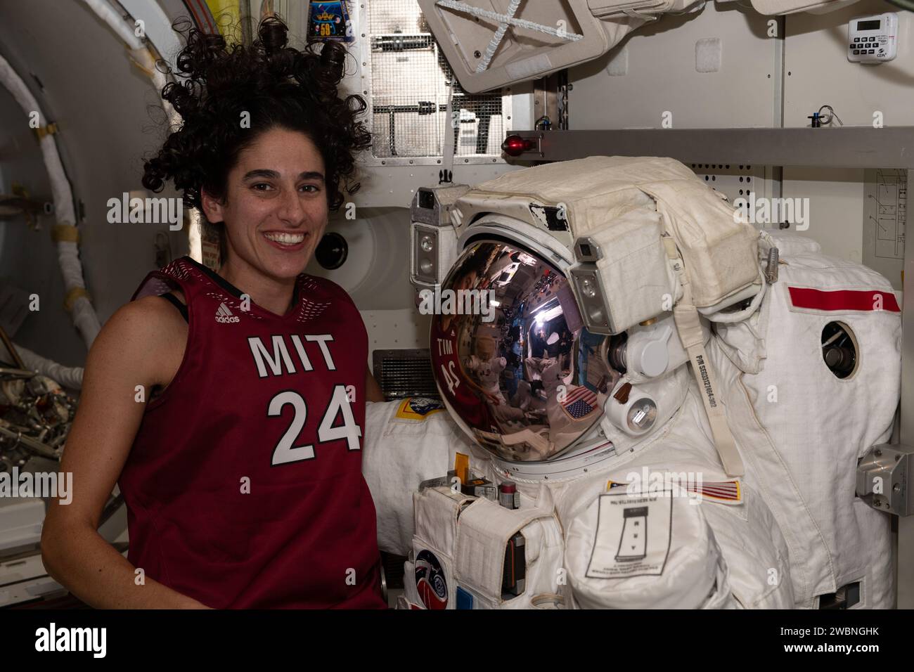 iss070e020913 (Nov. 3, 2023) --- NASA astronaut and Expedition 70 Flight Engineer Jasmin ...