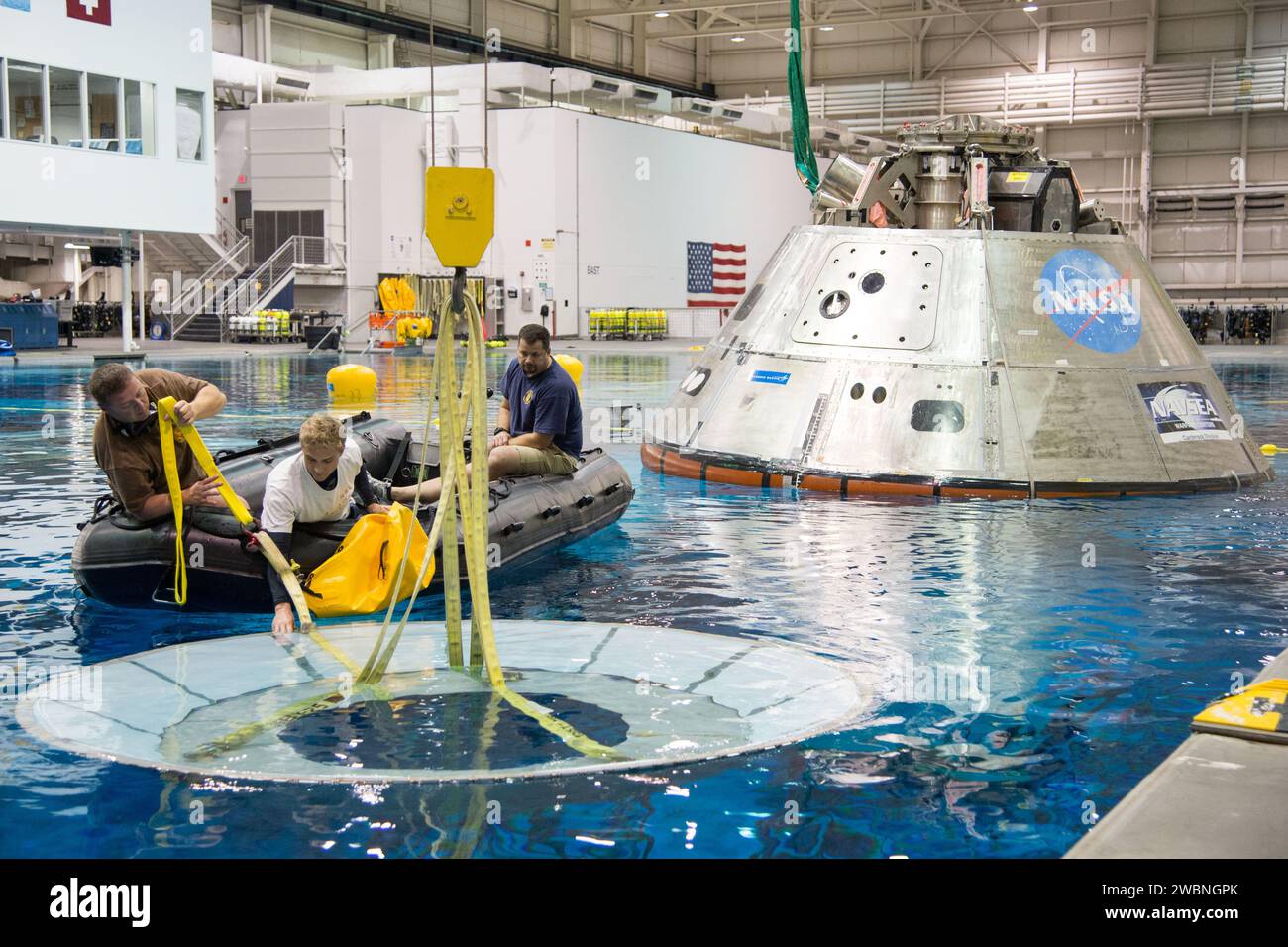 Mobile diving salvage unit 1 hi-res stock photography and images - Alamy