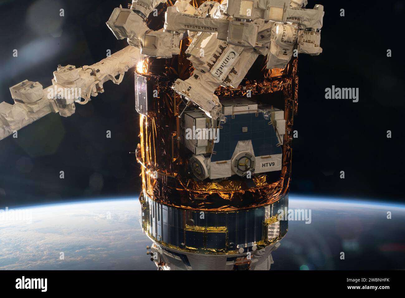 iss063e020483 (May 29, 2020) --- JAXA's (Japan Aerospace Exploration ...