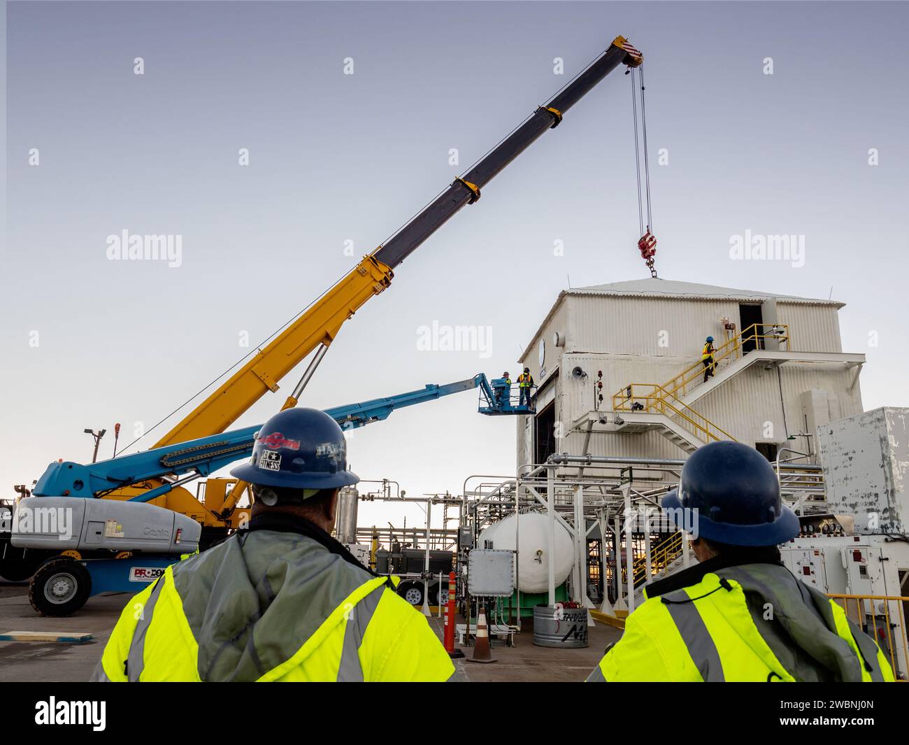 On Feb. 21, 2017 engineers successfully install ESA’s European Service ...