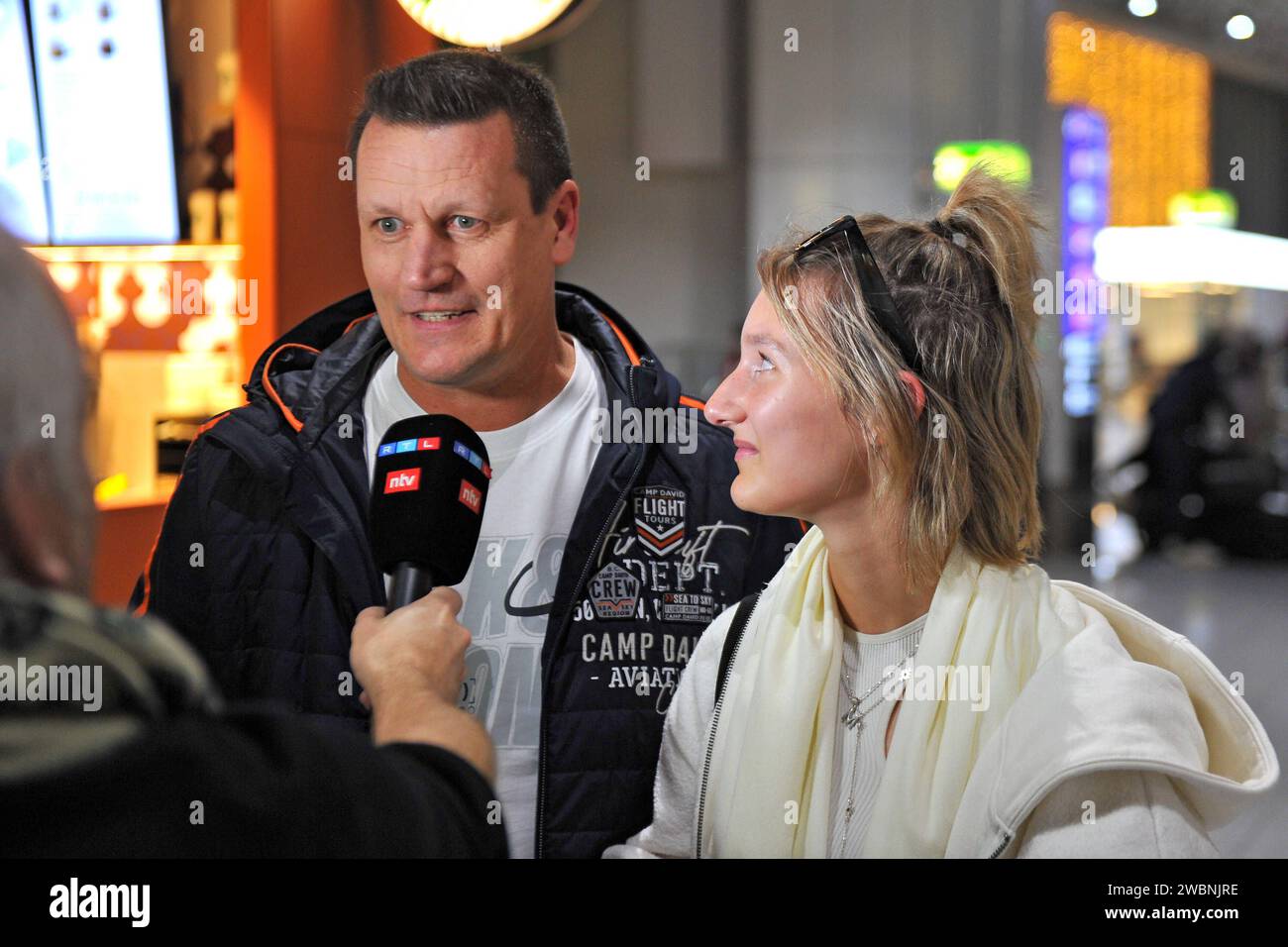 RTL - Dschungelcamp 2024. Michael und Anya Elsner anläßlich der Abreise ...