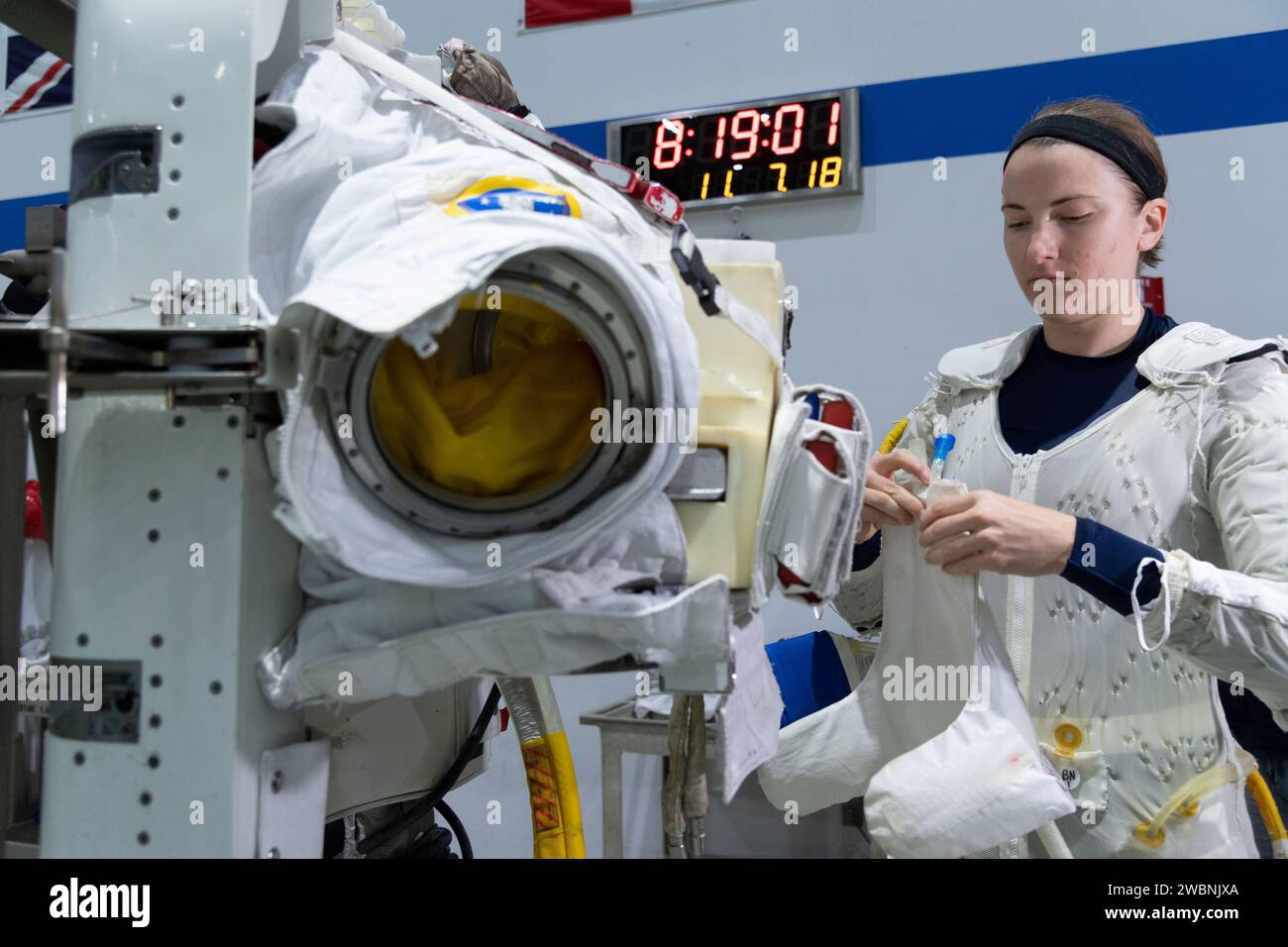 jsc2018e095891 (Nov. 7, 2018) --- NASA astronaut candidate Kayla Barron ...