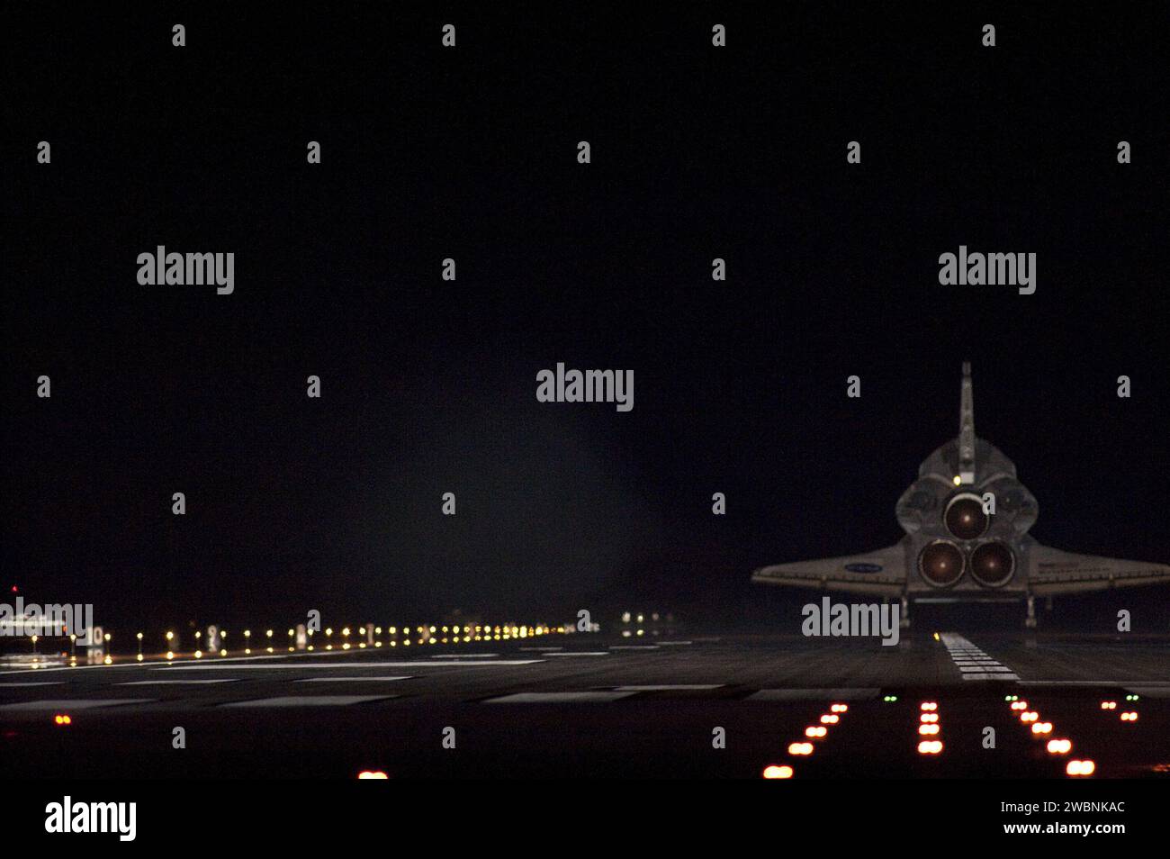 Space shuttle Endeavour landed on Runway 15 at Kennedy Space Center ...