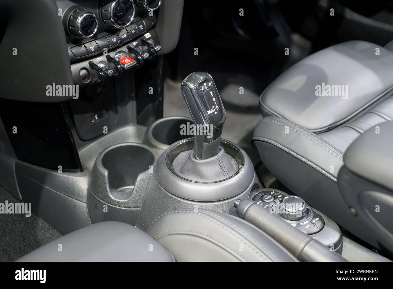 Close-up view of a modern car's automatic gearbox and intuitive control ...