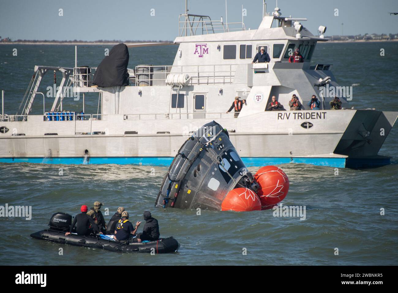 The Orion Crew Module Uprighting System (CMUS) and Neutral Buoyancy ...