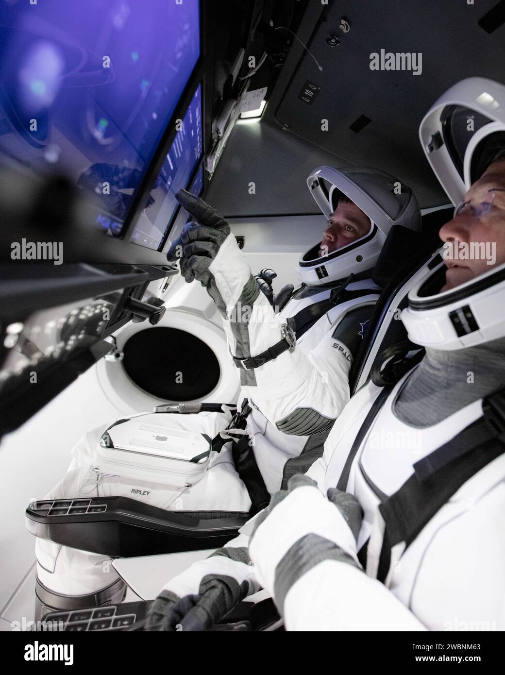 On Thursday, March 19 and Friday, March 20, SpaceX teams in Firing Room ...