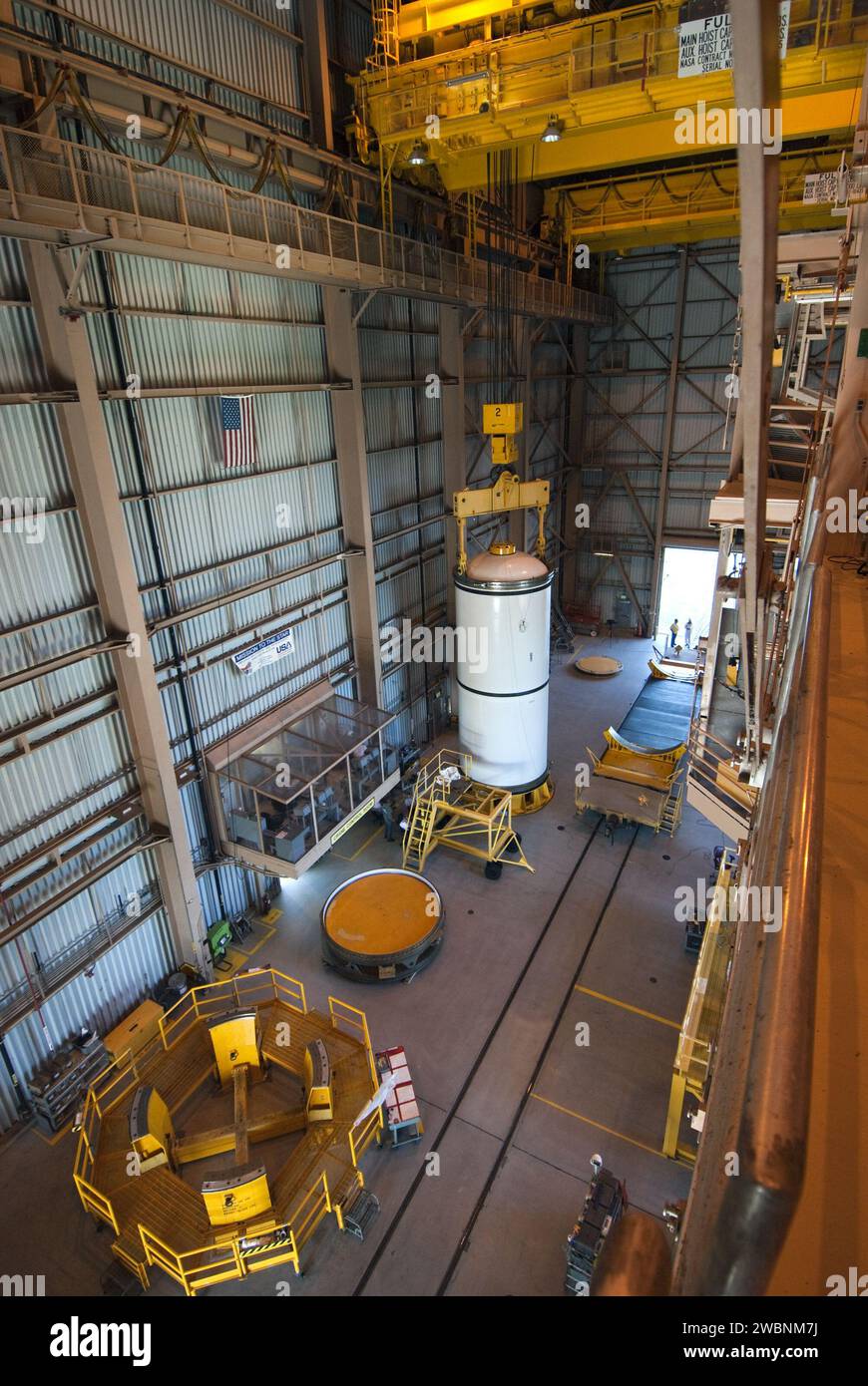 Shuttle pallet hi-res stock photography and images - Alamy