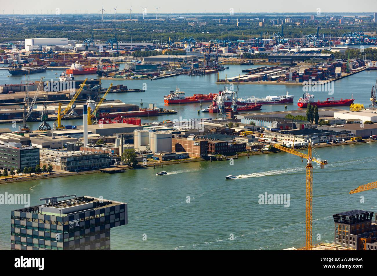 Rotterdam harbour international seaport netherlands holland hi-res ...