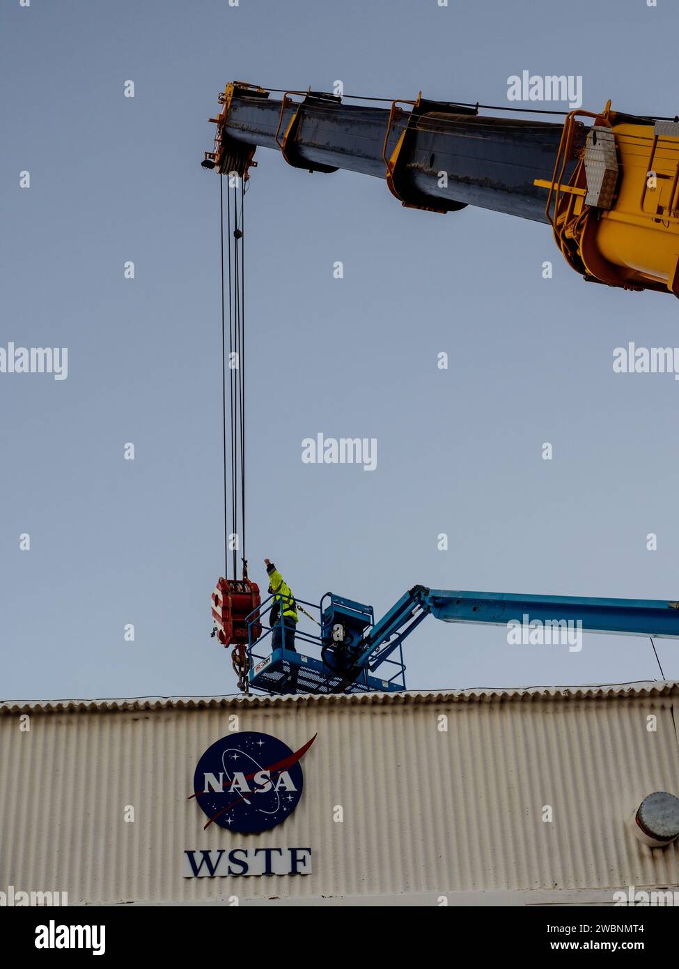 On Feb. 21, 2017 engineers successfully install ESA’s European Service ...