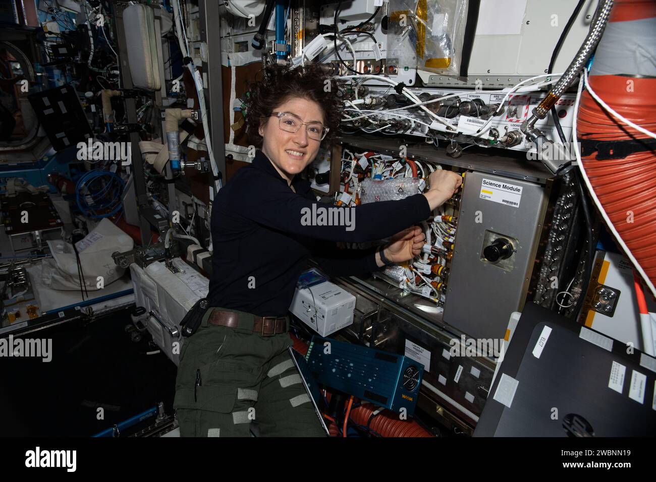 Cold atom lab hi-res stock photography and images - Alamy