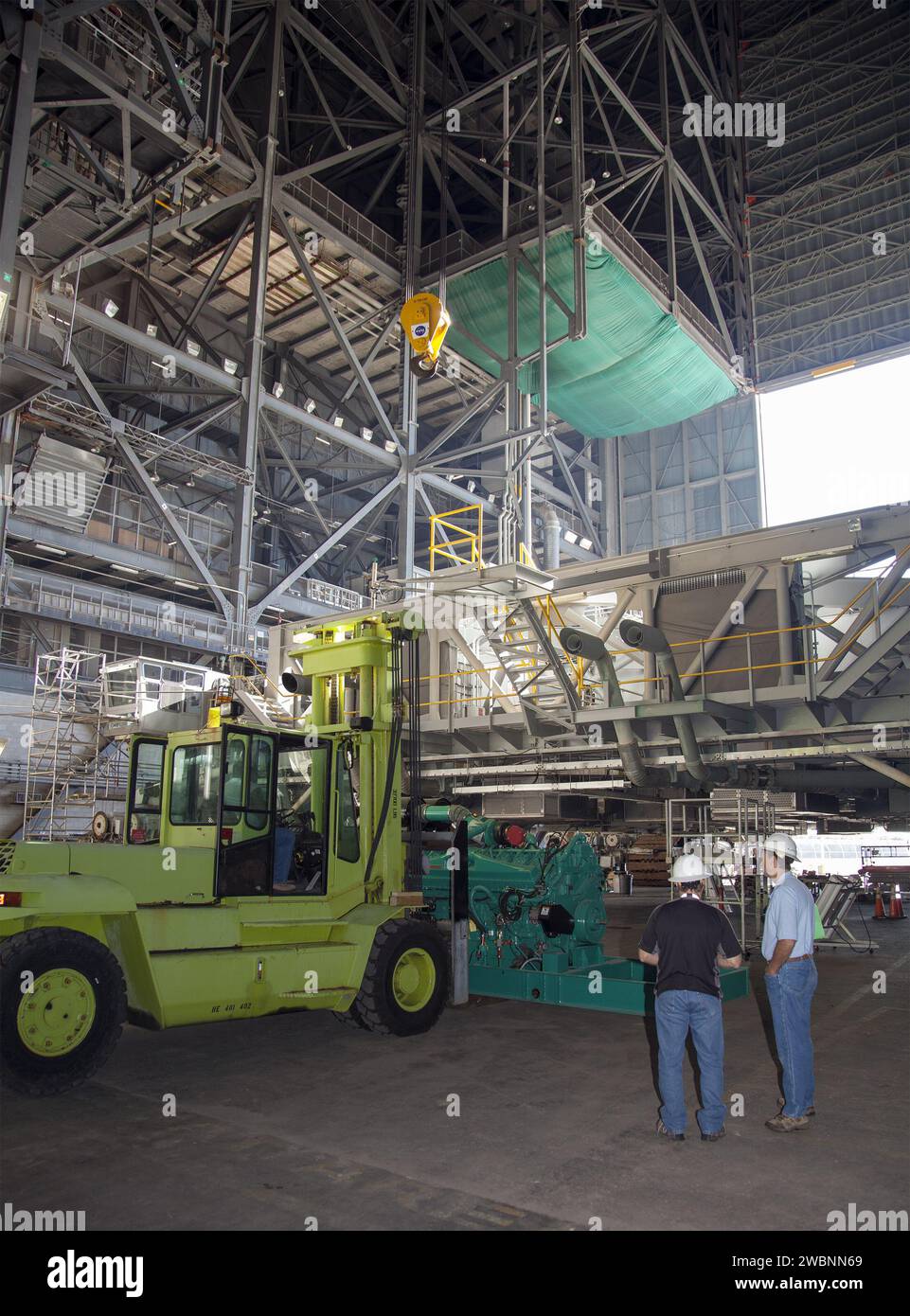 CAPE CANAVERAL, Fla. – Inside the Vehicle Assembly Building at NASA’s ...