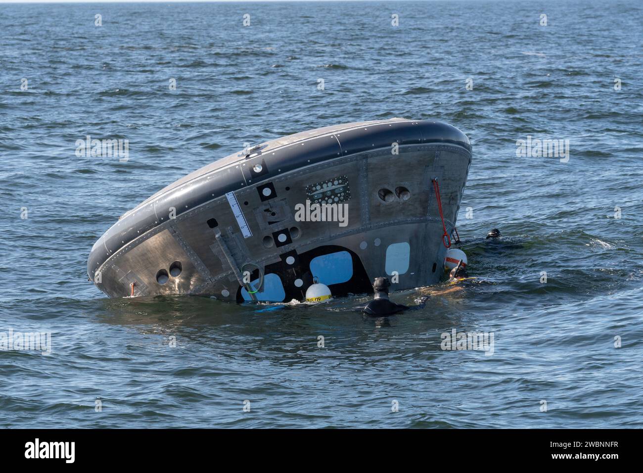 The Orion Crew Module Uprighting System (CMUS) and Neutral Buoyancy ...