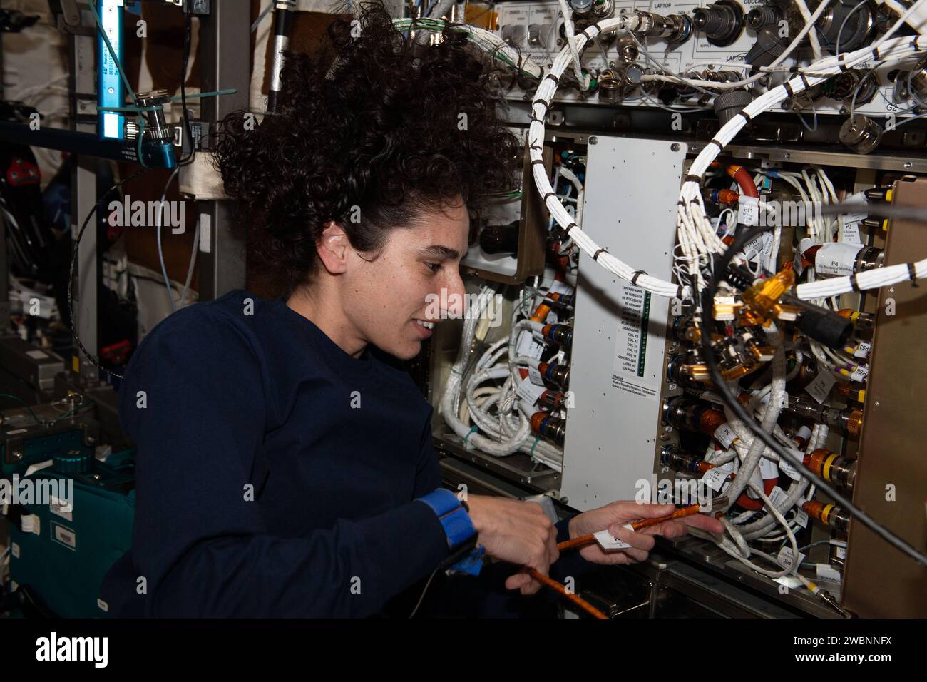 iss070e030810 (Nov. 27, 2023) --- NASA astronaut and Expedition 70 ...