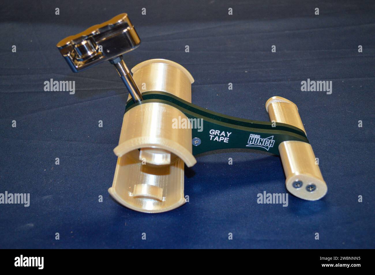 One handed operation hi-res stock photography and images - Alamy